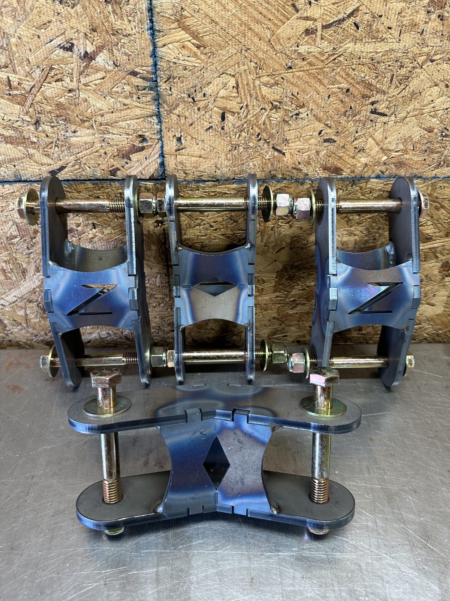 Samurai 1.5″ Lift Shackles – DR.Z FABRICATION
