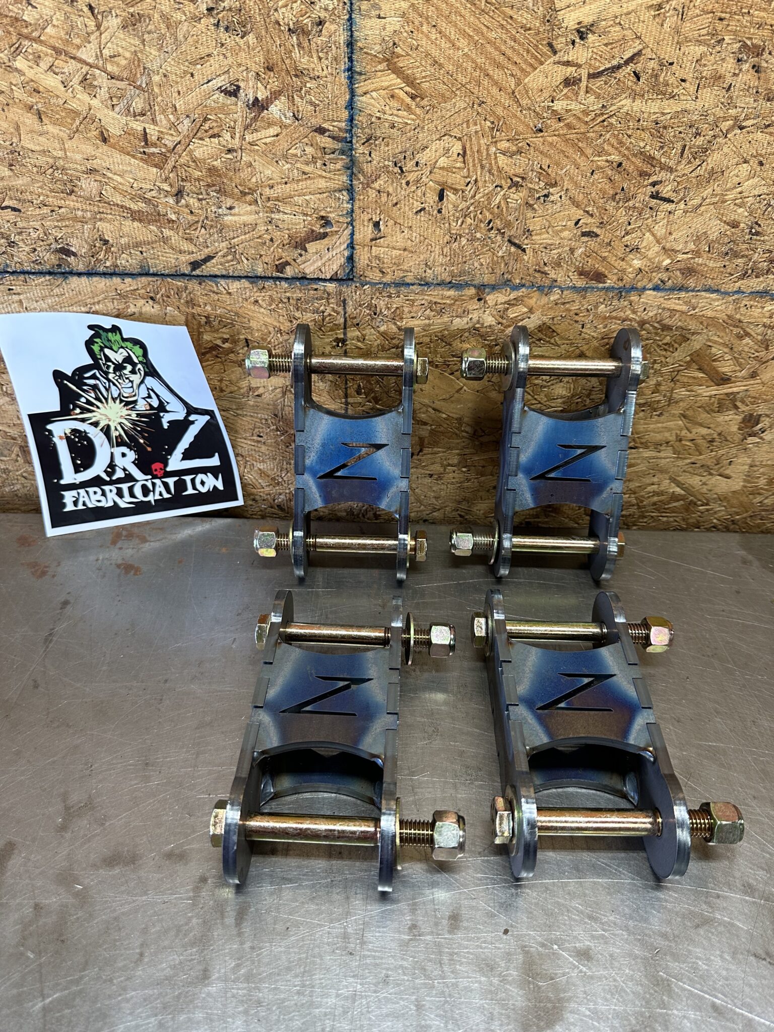 Suzuki Samurai 1″ Lift Straight Shackle – DR.Z FABRICATION