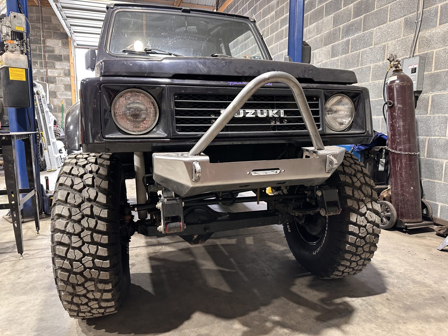 Suzuki Samurai Stubby Bumper For 5500 Winch – DR.Z FABRICATION
