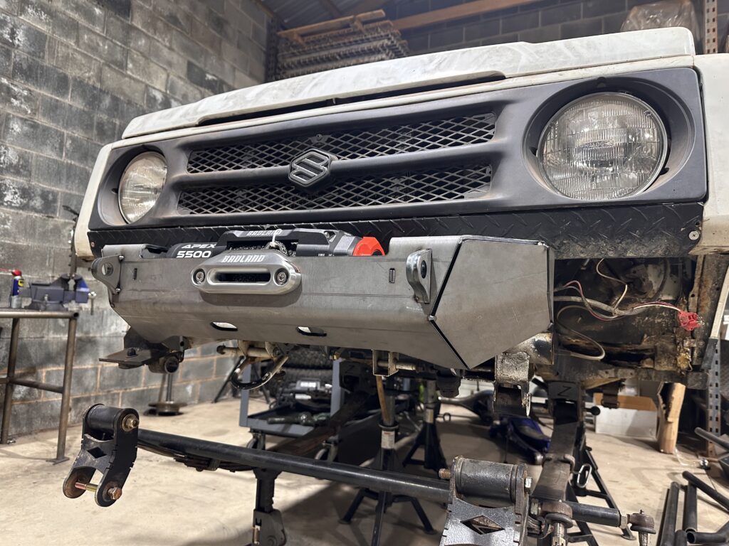 Suzuki Samurai Stubby Bumper For 5500 Winch – DR.Z FABRICATION